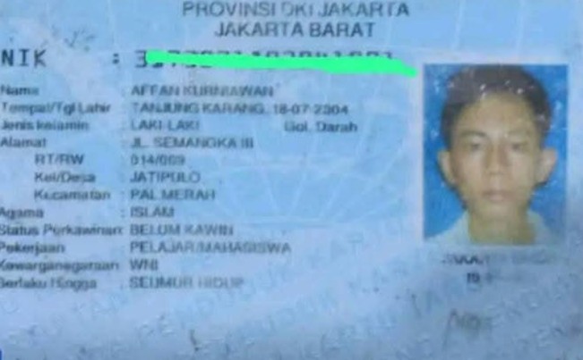 Ratusan Ojol Kawal Jenazah Affan Kurniawan, Korban Rantis Brimob, ke Rumah Duka di Blora ...